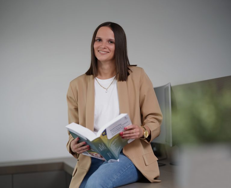 Bachelier - Comptabilité (profession en pénurie) - HEL - Haute Ecole de ...